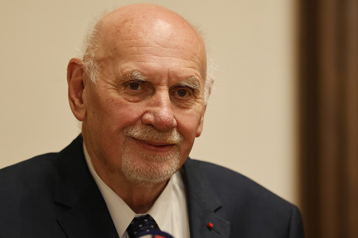 Pavel Rychetský: Ústavní soud by rozhodnutí o valorizacích důchodů ...