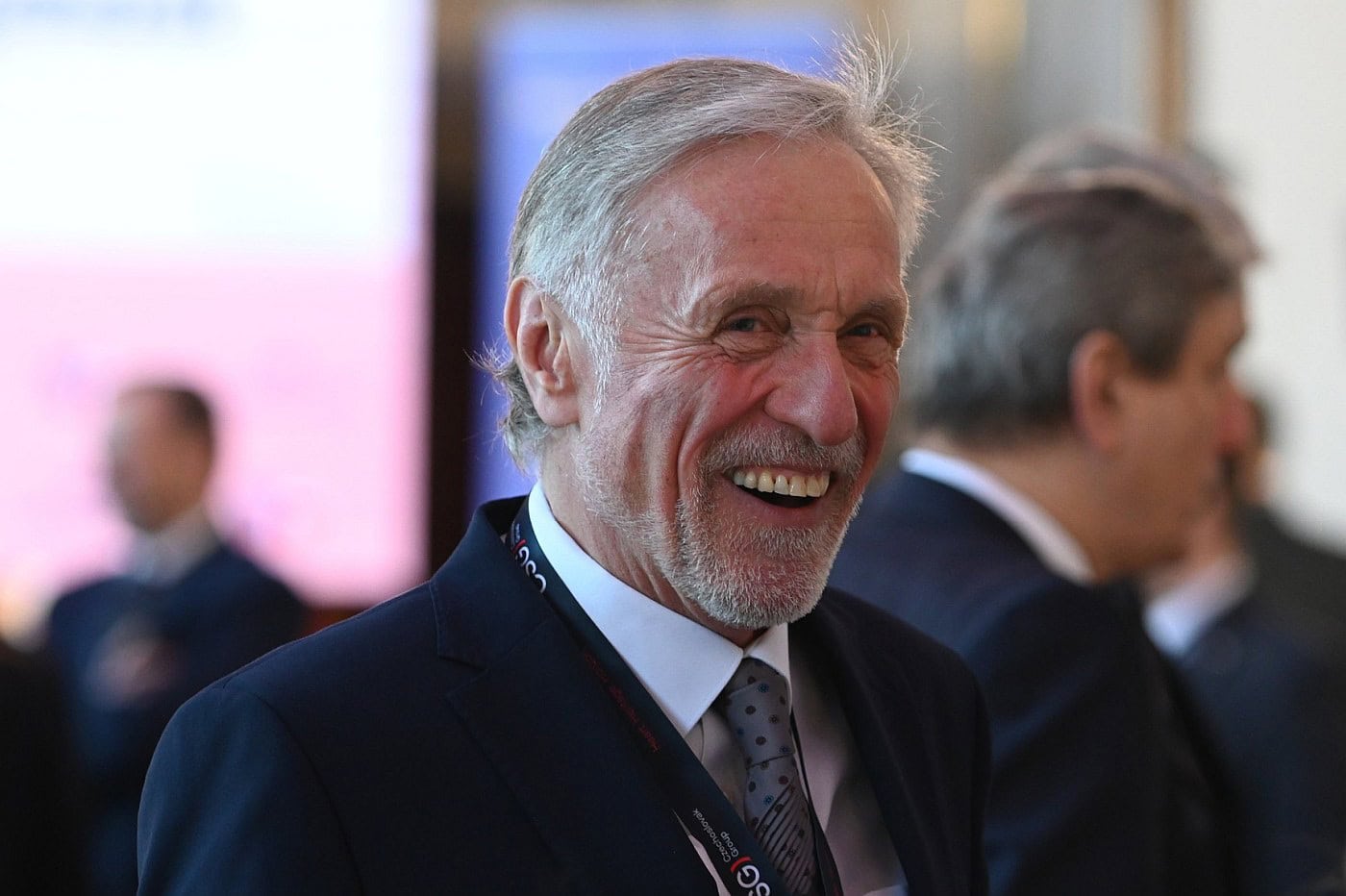 Diskuze - Mirek Topolánek: Důchodci jsou pokrytečtí, nepřející a brzdí ...